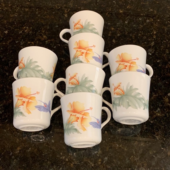 Kitchen | Vintage Corning Mug Hibiscus And Hummingbird Set Of 8 | Poshmark